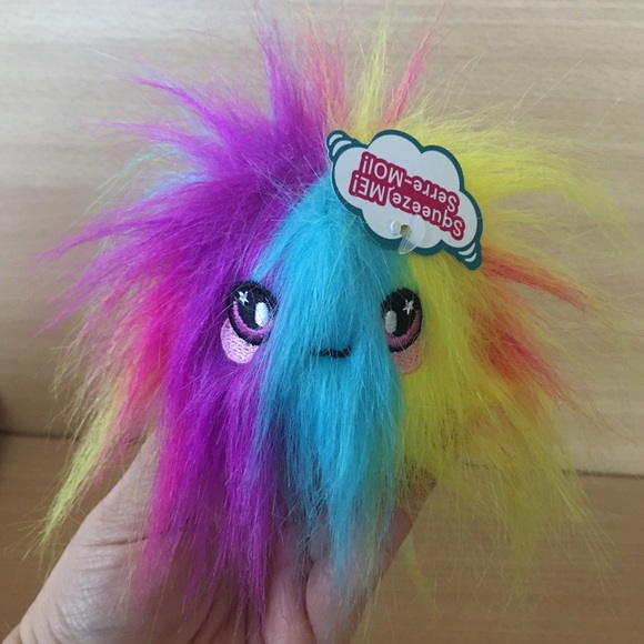 Squeezamals | Toys | Nwt Scented Fluffy Fur Ball Neon Squeezamals ...